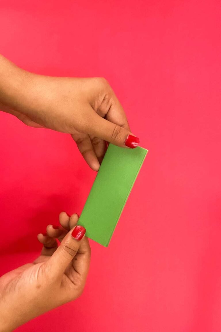 10 Free Christmas Paper Chains Printable - Draw Craft Create